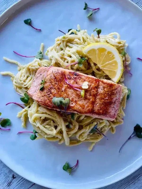 Heart of Palm Spaghetti with Garlic Lemon Salmon – Natural Heaven